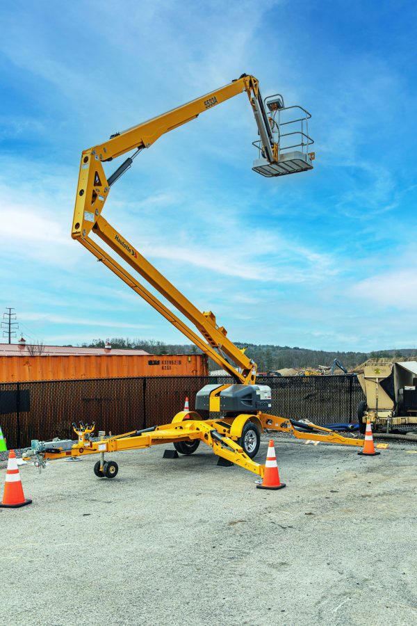 Lift - Tow Behind Boom Lift (Haulotte 5533A) 60' Articulating lift with ...